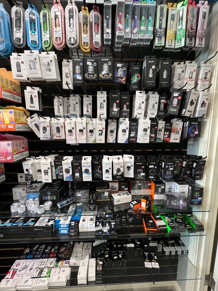 SQUIDS VAPE SHOP - Updated February 2025 - 10 Photos - 920 Bypass 123 ...