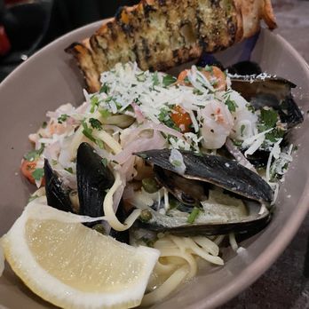 FROG & SLIM - Updated July 2025 - 1136 Photos & 573 Reviews - 1420 16th ...