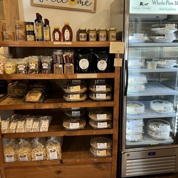 CARRIAGE CROSSING RESTAURANT AND BAKERY - Updated May 2025 - 189 Photos ...