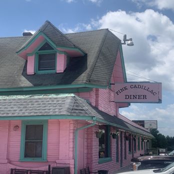 PINK CADILLAC DINER - Updated April 2025 - 415 Photos & 455 Reviews ...