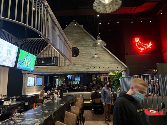 BIRDHOUSE WINGERIE & BAR - Updated October 2025 - 47 Photos & 30 ...