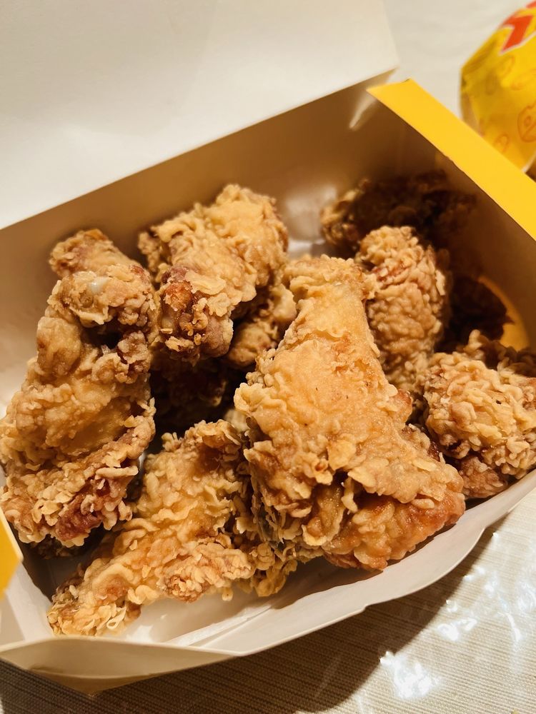 98K HAMBURGER - Updated October 2025 - 14 Photos - 357A New Dorp Ln ...