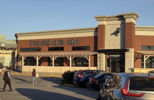 PIGEON CLUB CAFÉ - Updated December 2025 - 6321 Transcanada, Pointe ...