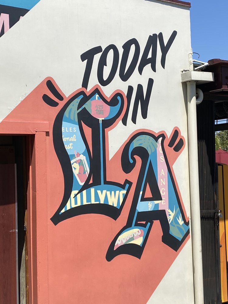 TODAY IN LA MURAL - 189 The Grove Dr, Los Angeles, California - Public ...