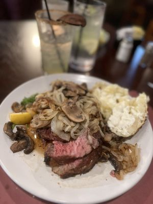 RUSTIC TAVERN - Updated December 2025 - 81 Photos & 210 Reviews - 823 ...