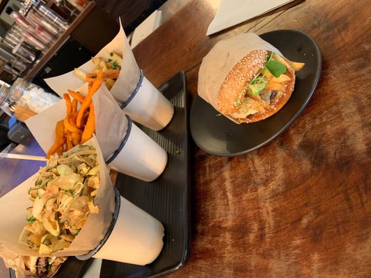 ROAM ARTISAN BURGERS - 1101 Photos & 1591 Reviews - Burgers - 1785 ...