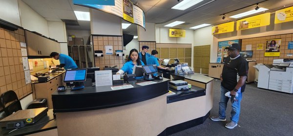THE UPS STORE - Updated October 2025 - 46 Photos & 65 Reviews - 335 E ...