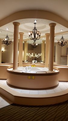 LOOP INN MOTEL - Updated June 2025 - 64 Photos & 44 Reviews - 1 Rodgers ...