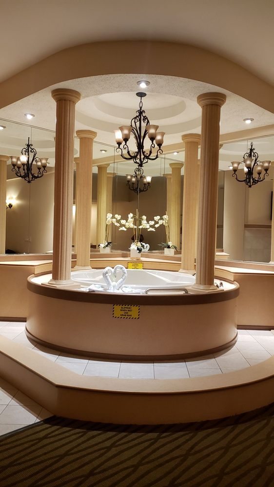 LOOP INN MOTEL - Updated June 2025 - 64 Photos & 44 Reviews - 1 Rodgers ...