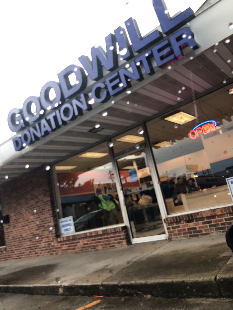 GOODWILL DONATION CENTER - Updated November 2025 - 5071 Peachtree ...