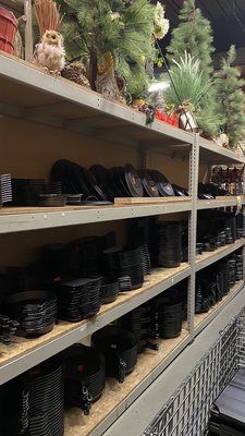 LODGE FACTORY STORE - 59 Photos & 39 Reviews - 220 E 3rd St, South ...