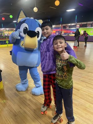 SKATELAND - Updated December 2025 - 35 Photos & 50 Reviews - 3902 N ...