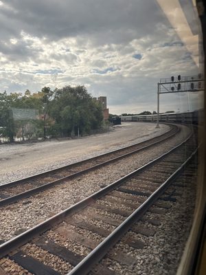 METRA METROPOLITAN RAIL ROSELLE STATION - Updated October 2025 - 24 ...