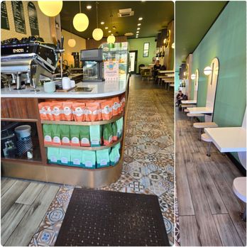 MOKAFE - Updated July 2025 - 260 Photos & 99 Reviews - 25-73 Steinway ...