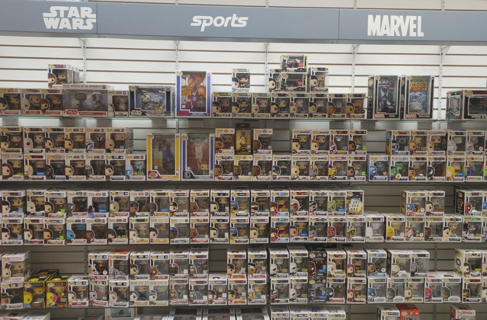 CROWN COLLECTIBLES - Updated July 2025 - 830 Main St, Presque Isle ...