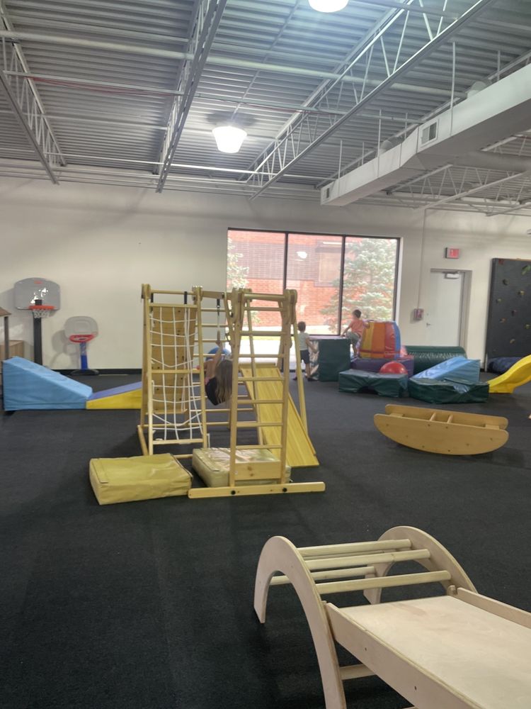 KIDS CAVE PLAY CAFE - Updated September 2025 - 2920 N 118th St, Omaha ...