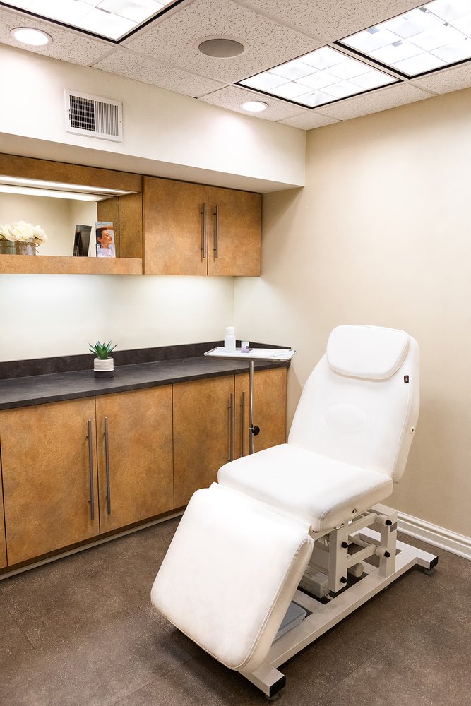 THE SKIN CENTER - Updated October 2025 - 116 Photos & 78 Reviews - 806 ...