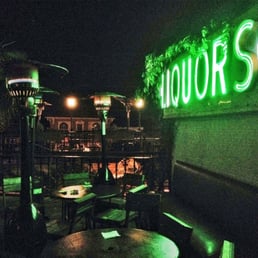 THE QUARTER BAR - 161 Photos & 247 Reviews - Bars - 3301 McKinney Ave ...