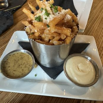 BIN 77 BISTRO & SIDEBAR - Updated January 2025 - 463 Photos & 219 ...