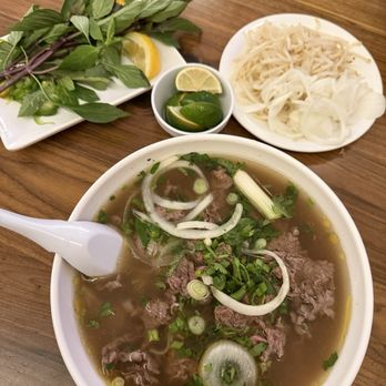 PHOHOLIC - Updated June 2025 - 697 Photos & 448 Reviews - 3333 Bristol ...