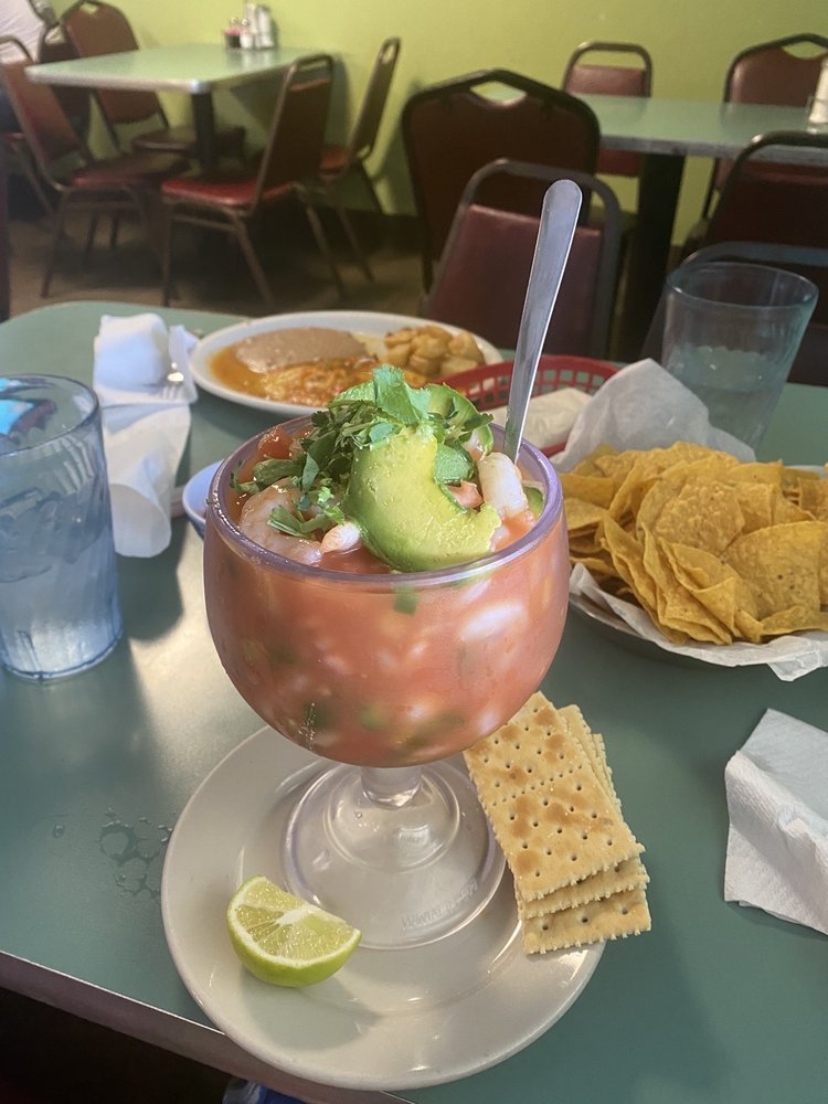 PISCIS SEAFOOD & MEXICAN GRILL - 44 Photos & 96 Reviews - 311 N Old Hwy ...