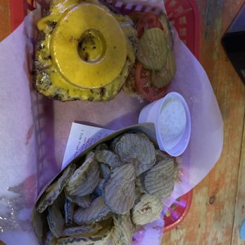 THE GREASE MONKEY - Updated July 2024 - 230 Photos & 428 Reviews - 200 ...