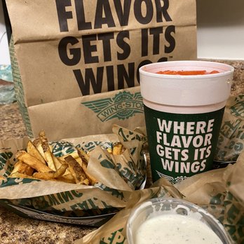 WINGSTOP - Updated July 2025 - 49 Photos & 38 Reviews - 7450 Airport ...