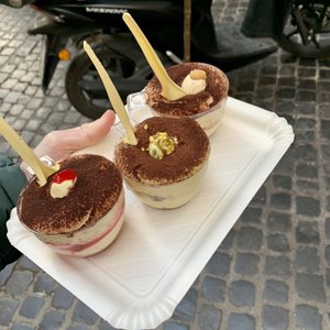 TWO SIZES - 203 Photos & 135 Reviews - Via del Governo Vecchio 88, Roma ...