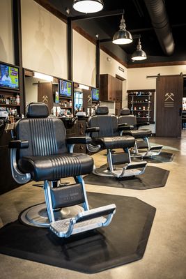 HAMMER & NAILS - THE SUMMIT - Updated December 2025 - 93 Photos & 40 ...