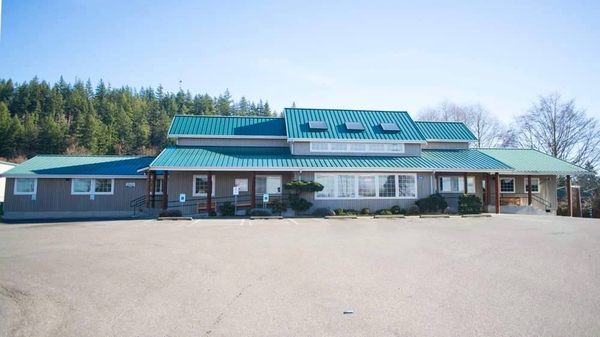 CHUCKANUT VALLEY VETERINARY CLINIC - Updated December 2025 - 12 Photos ...