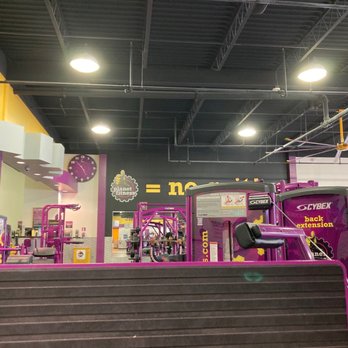 PLANET FITNESS - Updated October 2025 - 54 Photos & 36 Reviews - 1635 ...