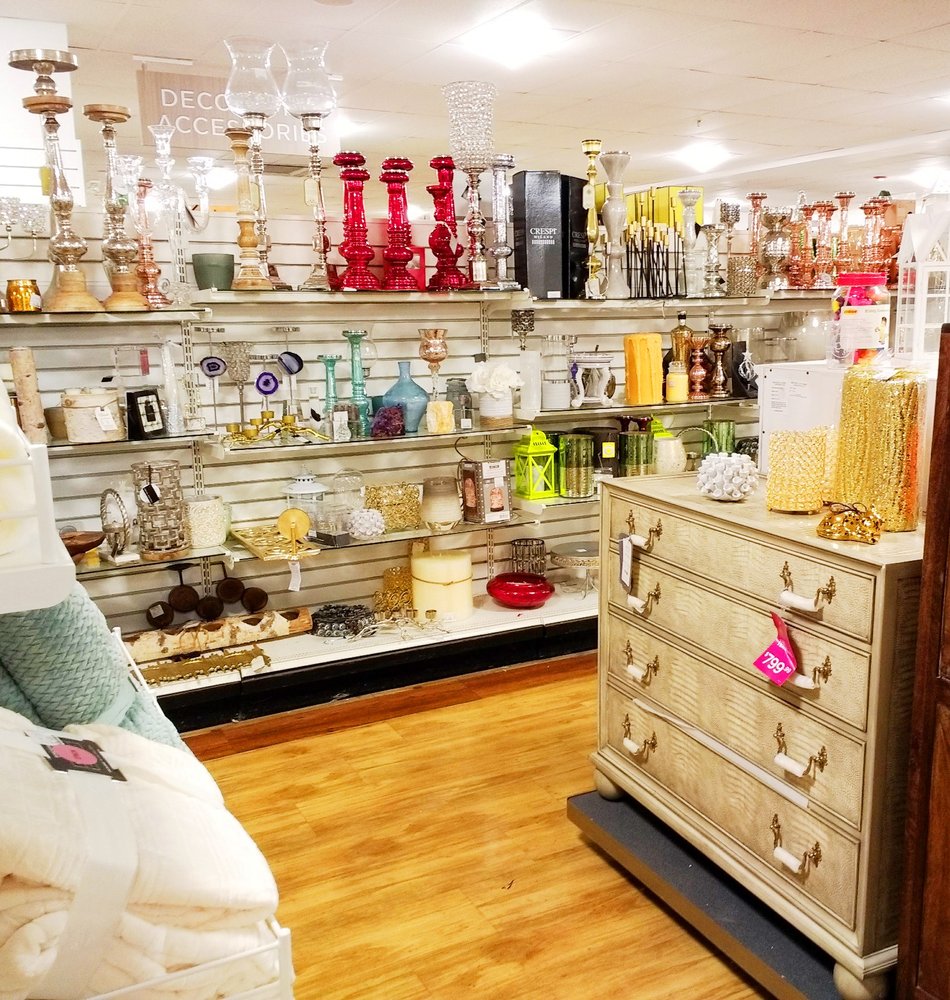 HOMEGOODS - Updated December 2025 - 36 Photos & 17 Reviews - 550 E ...