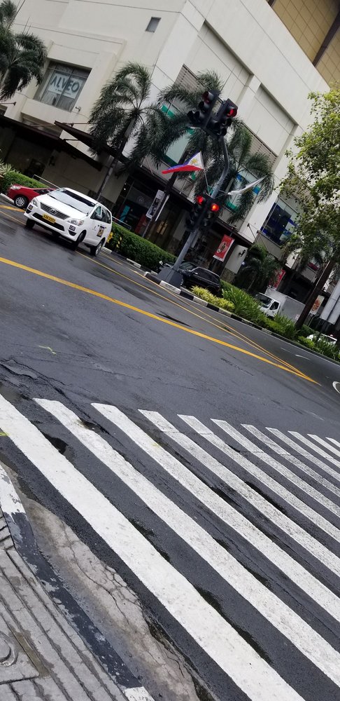 HENRI CALAYAG SALON - Updated January 2026 - Greenbelt Drive Corner ...