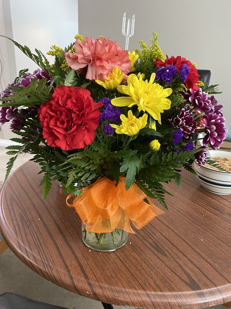 SURREY FLOWER SHOP - Updated July 2024 - 46 Photos & 25 Reviews - 13711 ...