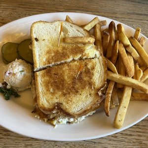 BUTTERCUP PANTRY RESTAURANT - 410 Photos & 440 Reviews - 222 Main St ...