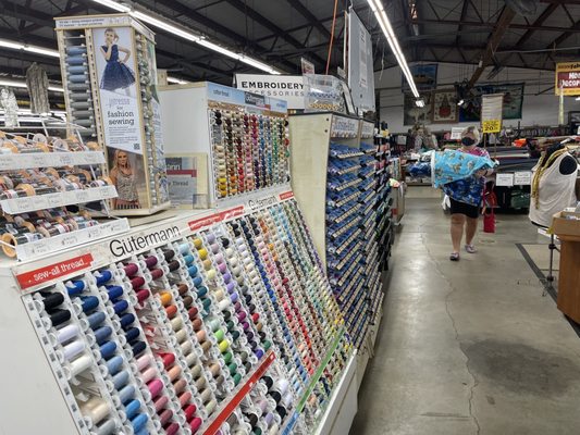 DISCOUNT FABRIC WAREHOUSE - Updated April 2024 - 29 Photos & 32 Reviews ...
