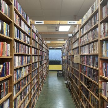 BOOKMAN - Updated January 2026 - 207 Photos & 305 Real Reviews - 320 E ...