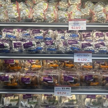 HANKOOK SUPERMARKET - Updated October 2025 - 1704 Photos & 930 Reviews ...