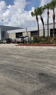 AVIS RENT A CAR - 21 Photos & 51 Reviews - 1000 Palm Bch Intl Airport ...