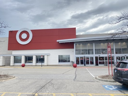 TARGET - Updated August 2025 - 79 Photos & 110 Reviews - 6150 W Touhy ...