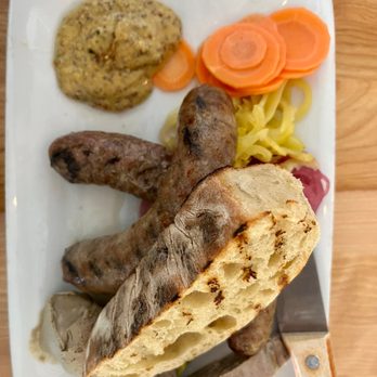 RADUNO - Updated June 2025 - 39 Photos & 63 Reviews - 545 E Eighth St ...