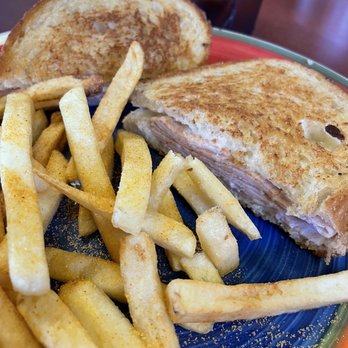 OVERLAND CAFE - Updated July 2024 - 34 Photos & 31 Reviews - 10565 9th ...