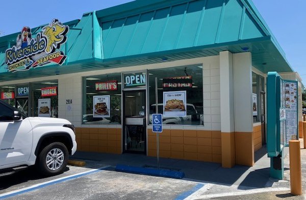 RIVERSIDE SEAFOOD & CHICKEN - Updated January 2026 - 17 Photos & 19 ...