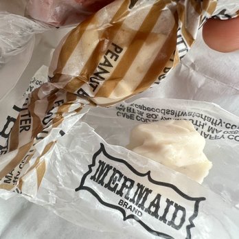 CAPE COD SALT WATER TAFFY - Updated December 2025 - 40 Photos & 47 ...