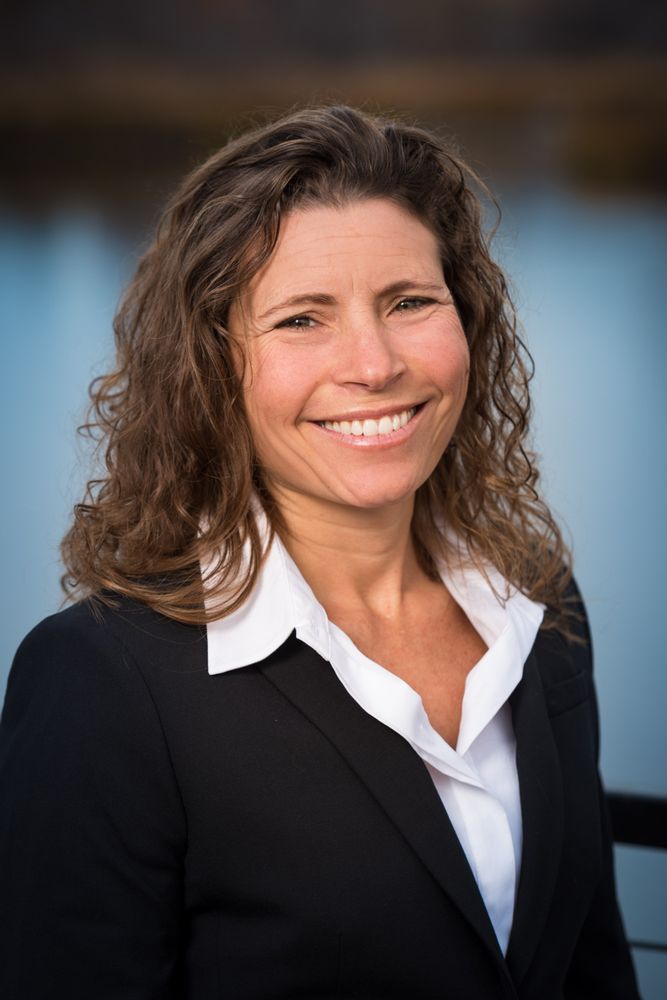 RACHEL GREENWALD RHOADS - BEND PREMIER REAL ESTATE - Updated October ...