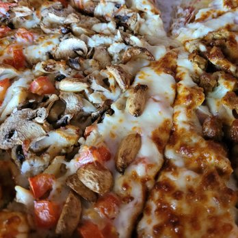 HALL STREET PIZZA - 128 Photos & 194 Reviews - 15917 SW Hall Blvd ...