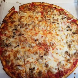 CONGRESS PIZZERIA - 22 Photos & 61 Reviews - Pizza - 5925 W Diversey ...