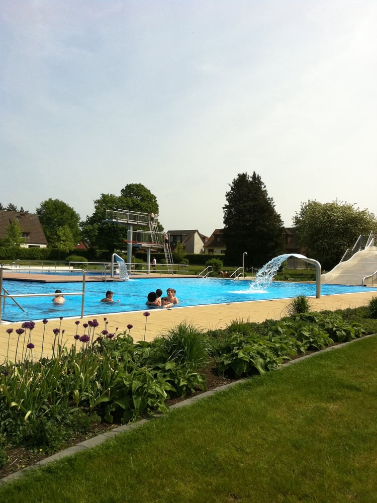 FREIBAD SULINGEN - Promenadenweg 6, Sulingen, Niedersachsen, Germany ...