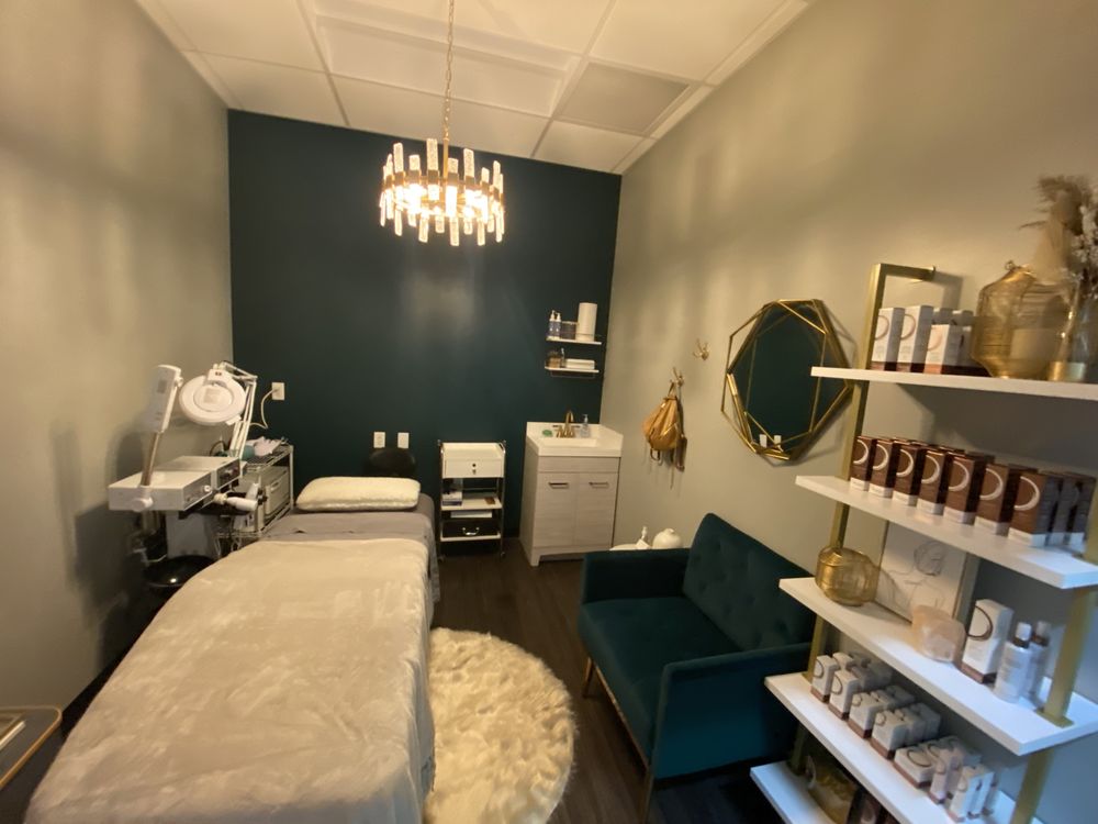 SARAH SKIN ARTIST - Updated April 2025 - 16 Photos & 25 Reviews - 2315 ...