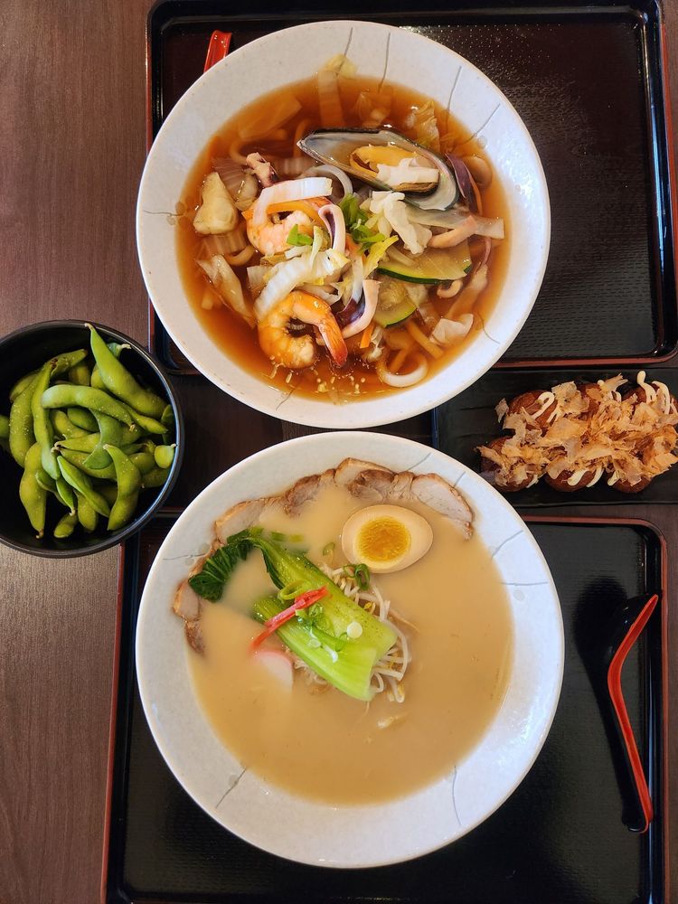 MOMO JAPANESE FOOD - Updated January 2026 - 6A-140 University Avenue W ...